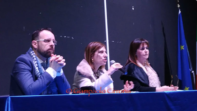 Il Giorno della Memoria all'Istituto di Istruzione Superiore G.M. Angioy di Carbonia - La ...